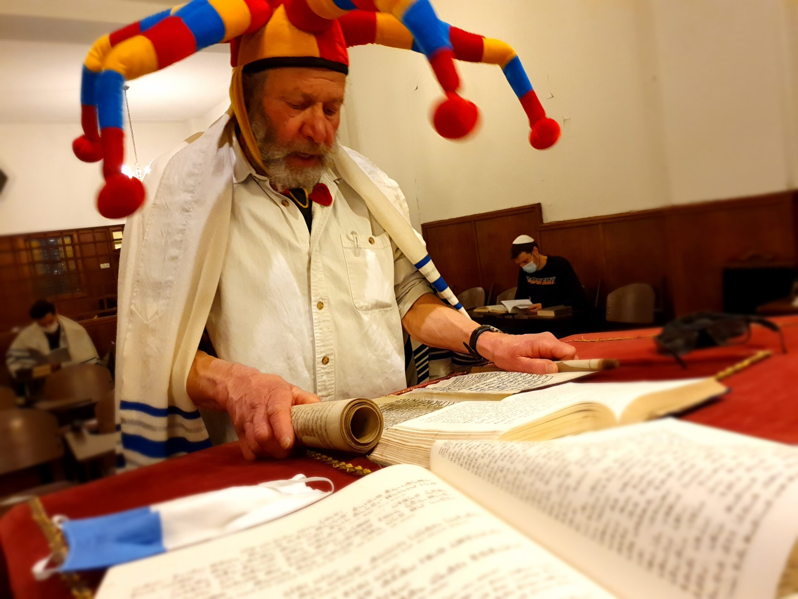 Sjoel Utrecht viert Poeriem corona-proof - nigutrecht.nl